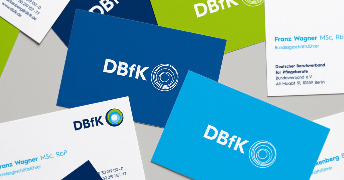 Neues Corporate Design für den DBfK - ADVERB